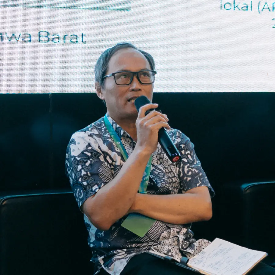 West Java Advances Green Transition Through Waste-to-Energy and Renewable Partnerships - Ecadin